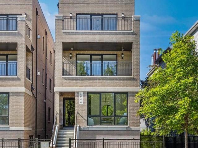 957 N Winchester Pkwy Unit 2, Chicago, IL 60622