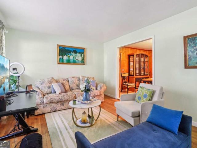 957 Texel Lane
