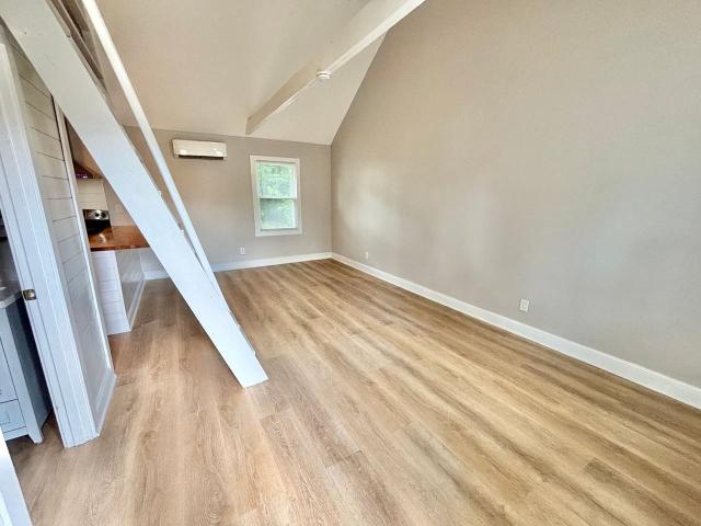 957 Vine Street 1 Bedroom Apartment for Rent at 957 Vine St, Louisville, KY 40204 Germantown