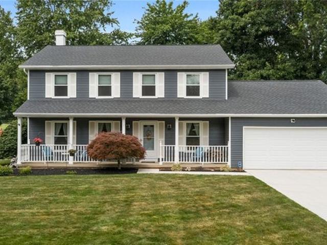9585 Brayes Manor Dr, Mentor, OH 44060