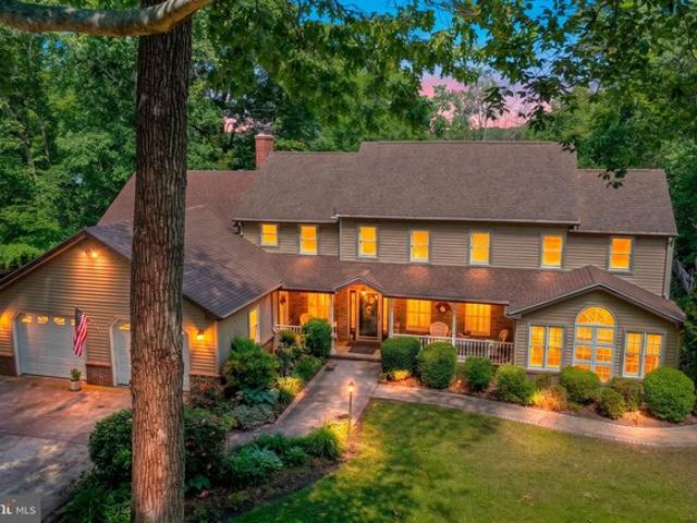 9585 Cedar Ln, Seaford, DE 19973