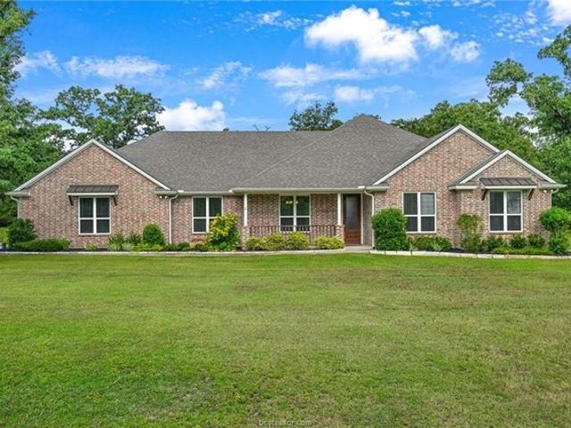 9585 Lancaster Dr, Iola, TX 77861
