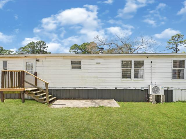 9586 Darkwood St, Willis, TX 77318 | MLS #35542