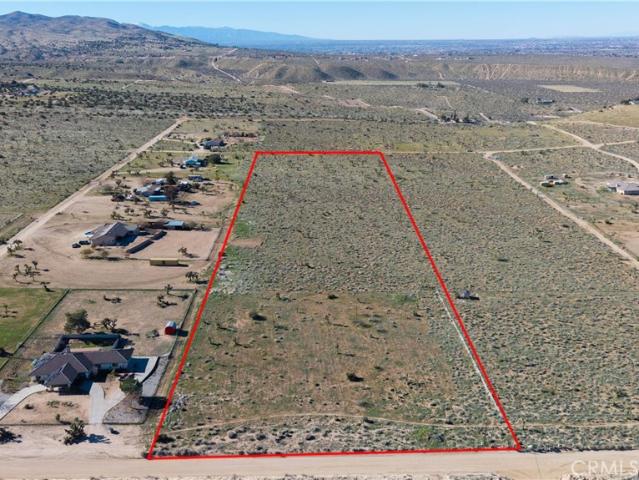 9588 Milpas Rd, Apple Valley, CA 92308 | MLS #CV26006 | Compass