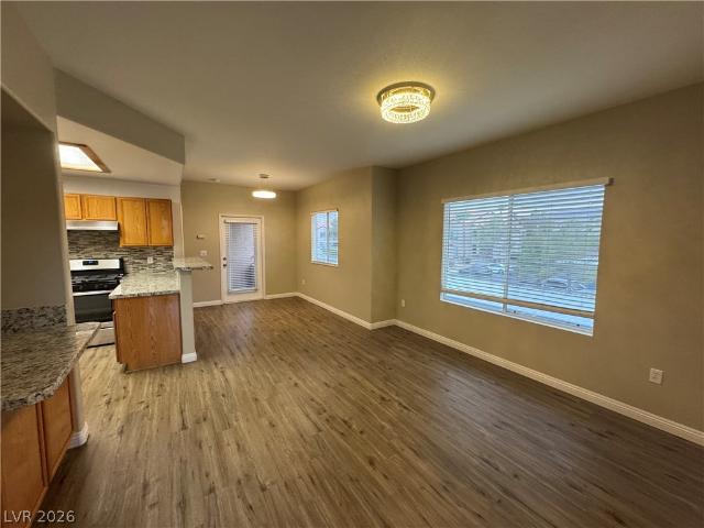 9580 W Reno Avenue 212