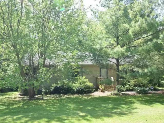 9581 SPARLING RD, WALES, MI 48027 Single Family Residence For.