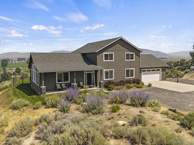 9582 Hill Rd, Klamath Falls, OR 97603