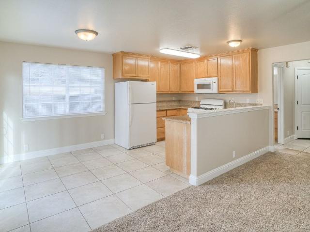 958 & 960 Myrtle Avenue, Chico, CA 95926 3 Bedroom Apartment for Rent at 960 Myrtle Ave, Chico, CA 95926