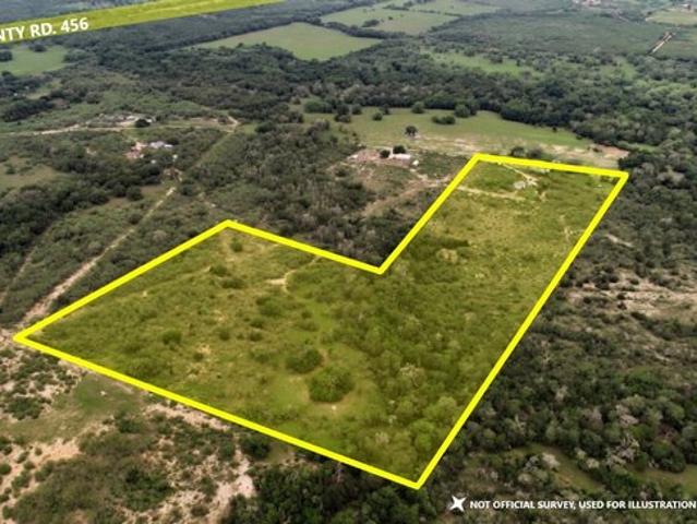 958 County Road 456, Gonzales, TX 78629