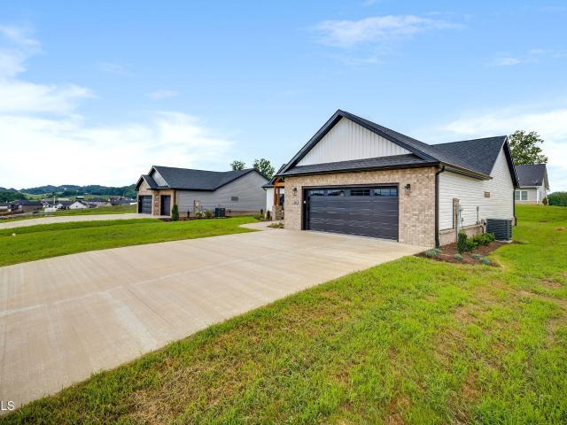 958 Cabot Cove