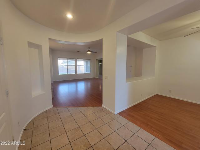 958 E Scorpio Place