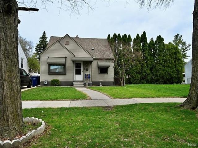 958 Ford Blvd, Lincoln Park, MI 48146
