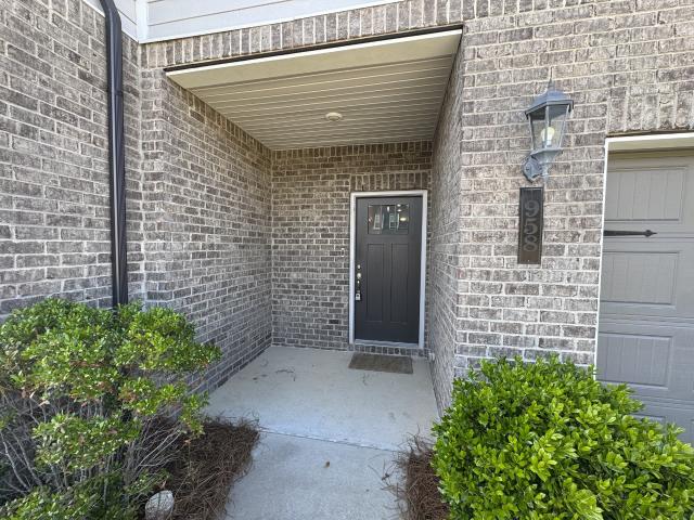 958 Oak Ridge Ln
