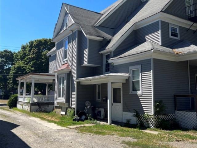 958 Lake Street
