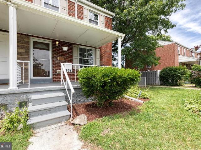958 Middleborough Road