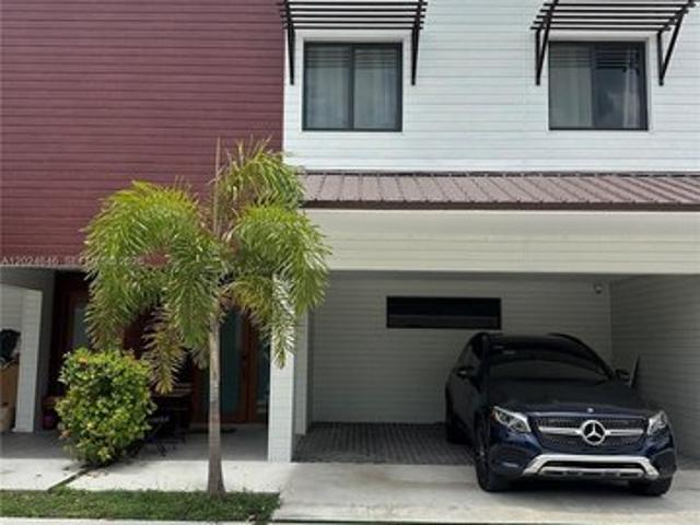 958 NW 10th St Unit 4, Florida City, FL 33034