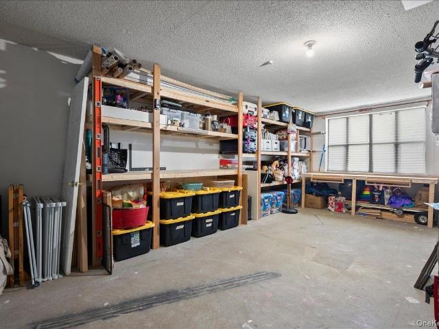 958 Sierra Vista Lane