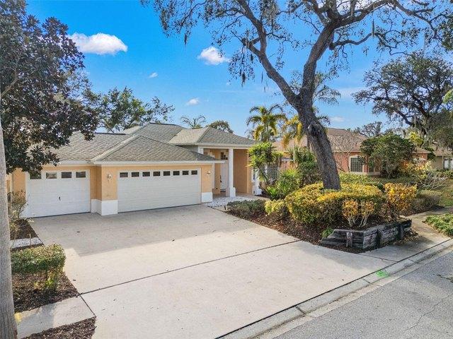 958 Ridgewood Ter, Tarpon Springs, FL 34689