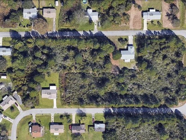 958 Vantage St SE, Palm Bay, FL 32909