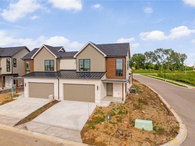 9595 Jupiter St, Lenexa, KS 66219