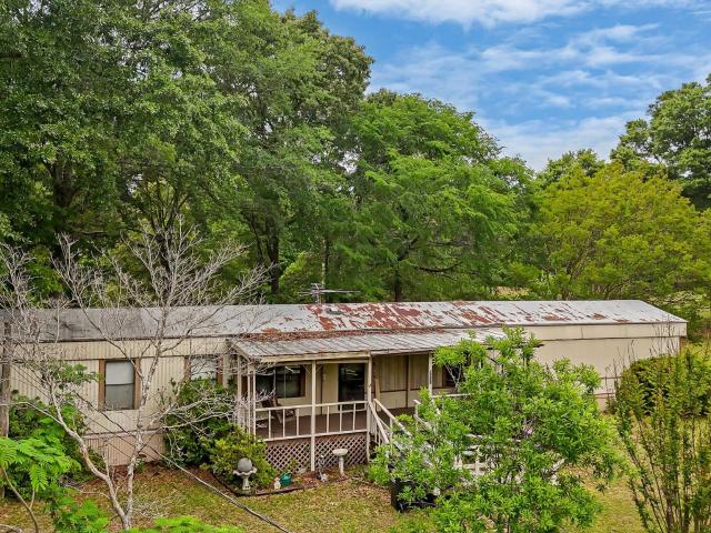 9599 Golden Lane