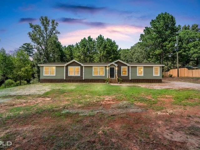 9590 Deren Rd, Mooringsport, LA 71060