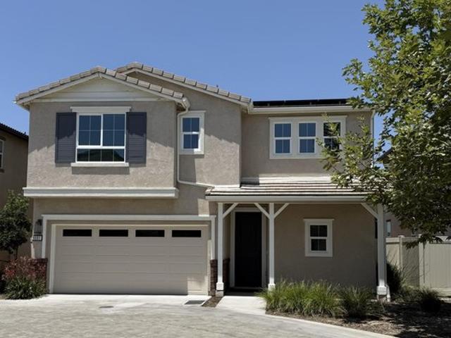9591 N Corbina Ln, Panorama City, CA 91402