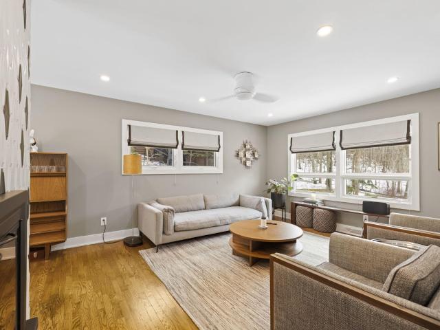 9591 Hillside Drive