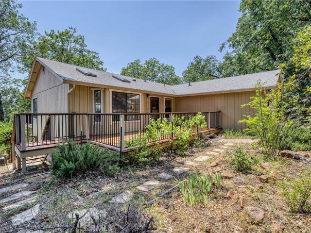 9591 Lassen Dr, Cobb, CA 95426 | MLS #LC26048 | Compass