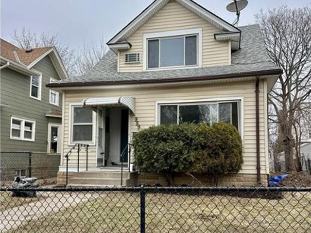 959 Carroll Ave, Saint Paul, MN 55104