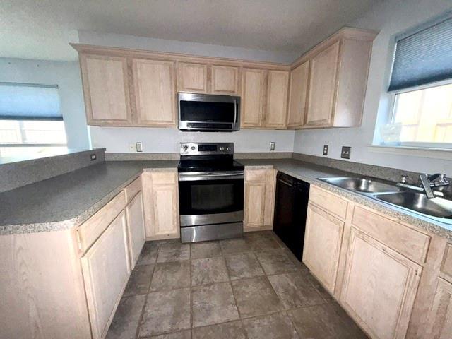 959 Aaron Drive