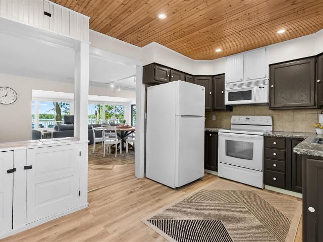 959 Beechwood Point Drive