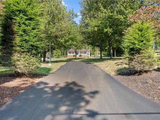 959 Bentleyville Rd