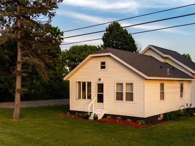 959 E US Highway 10, Scottville, MI 49454