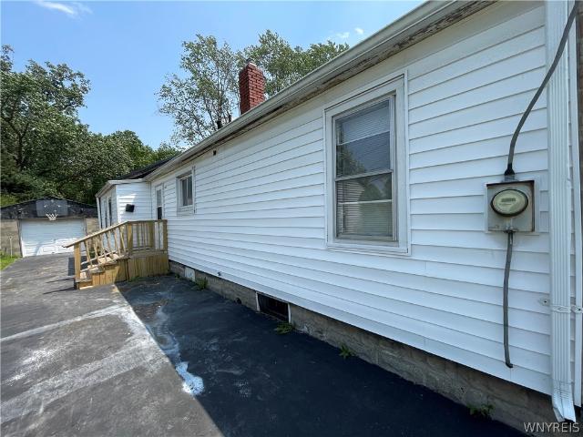 959 Erie Ave Avenue