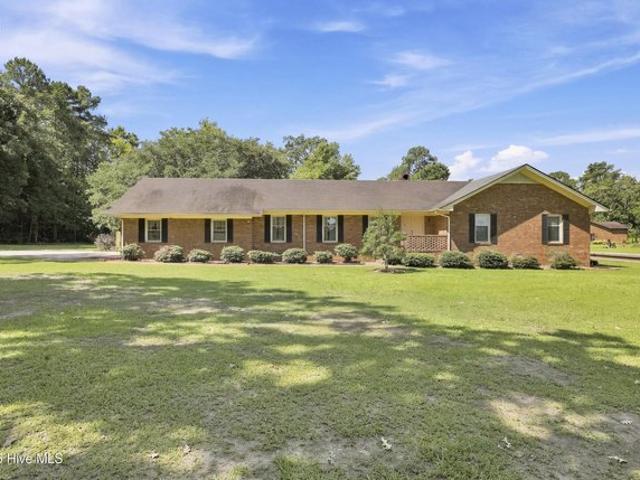 959 Halls Creek Rd, Elizabeth City, NC 27909