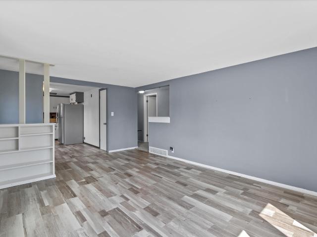 959 Laduron Dr