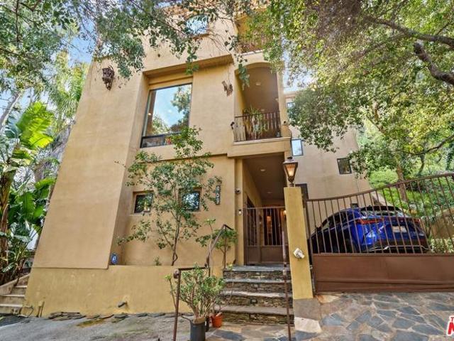 959 N Beverly Glen, Los Angeles, CA 90077