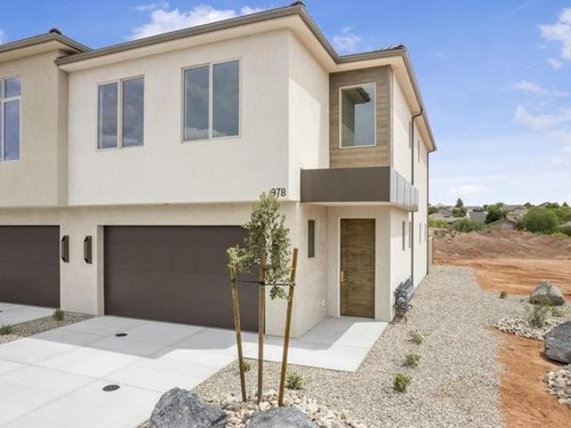959 N Manen St, Washington, UT 84780