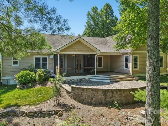 959 Silverglen Way, Hendersonville, NC 28792 | MLS #4397