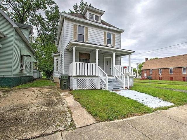 959 W Macon St, Decatur, IL 62522