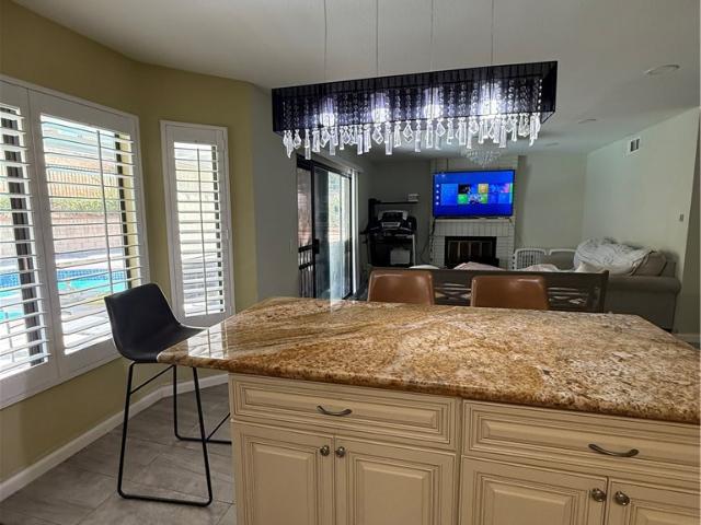 959 Whitecliff Drive