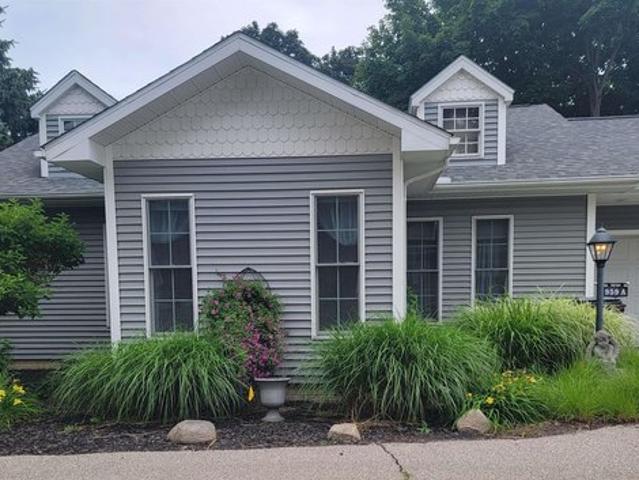 959A W Maumee St, Adrian, MI 49221