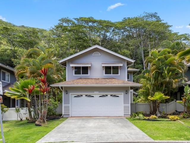 95 1274 Wikao St Unit 18, Honolulu, HI 96789