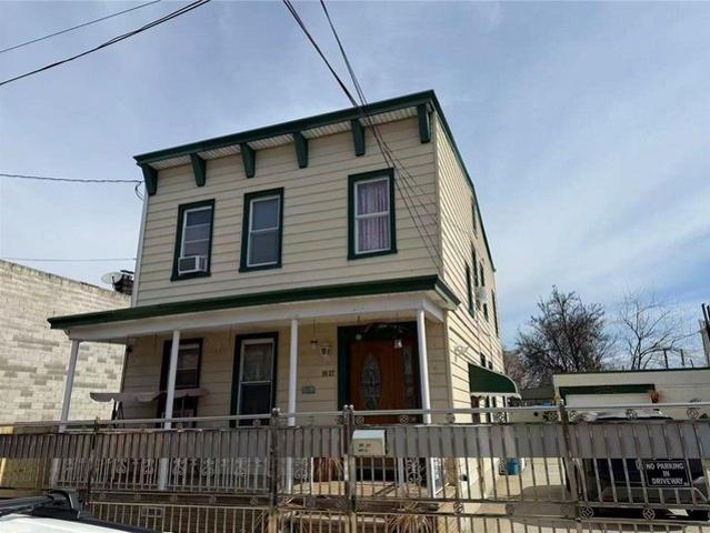95 27 87th St, Ozone Park, NY 11416