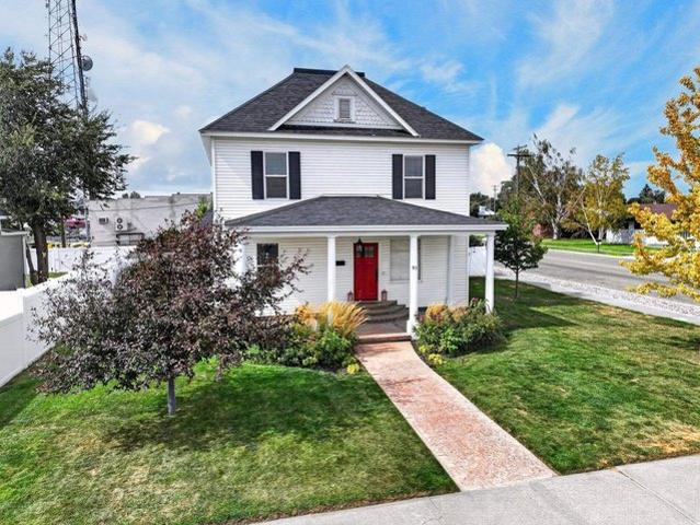 95 W Spruce St, Blackfoot, ID 83221