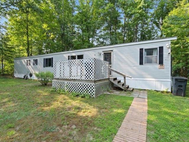 95 Walden Rd, Colchester, VT 05446
