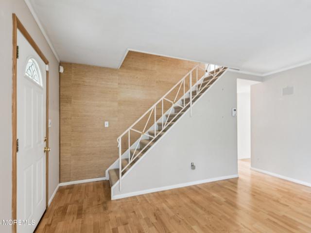 95 Warren Drive