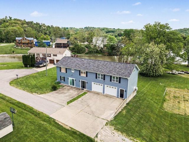 95 Waterside Drive