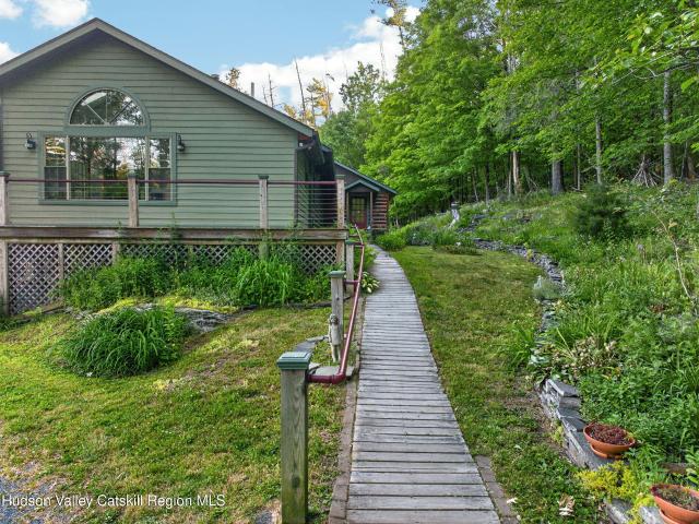 95 West Saugerties Woodstock Rd Road